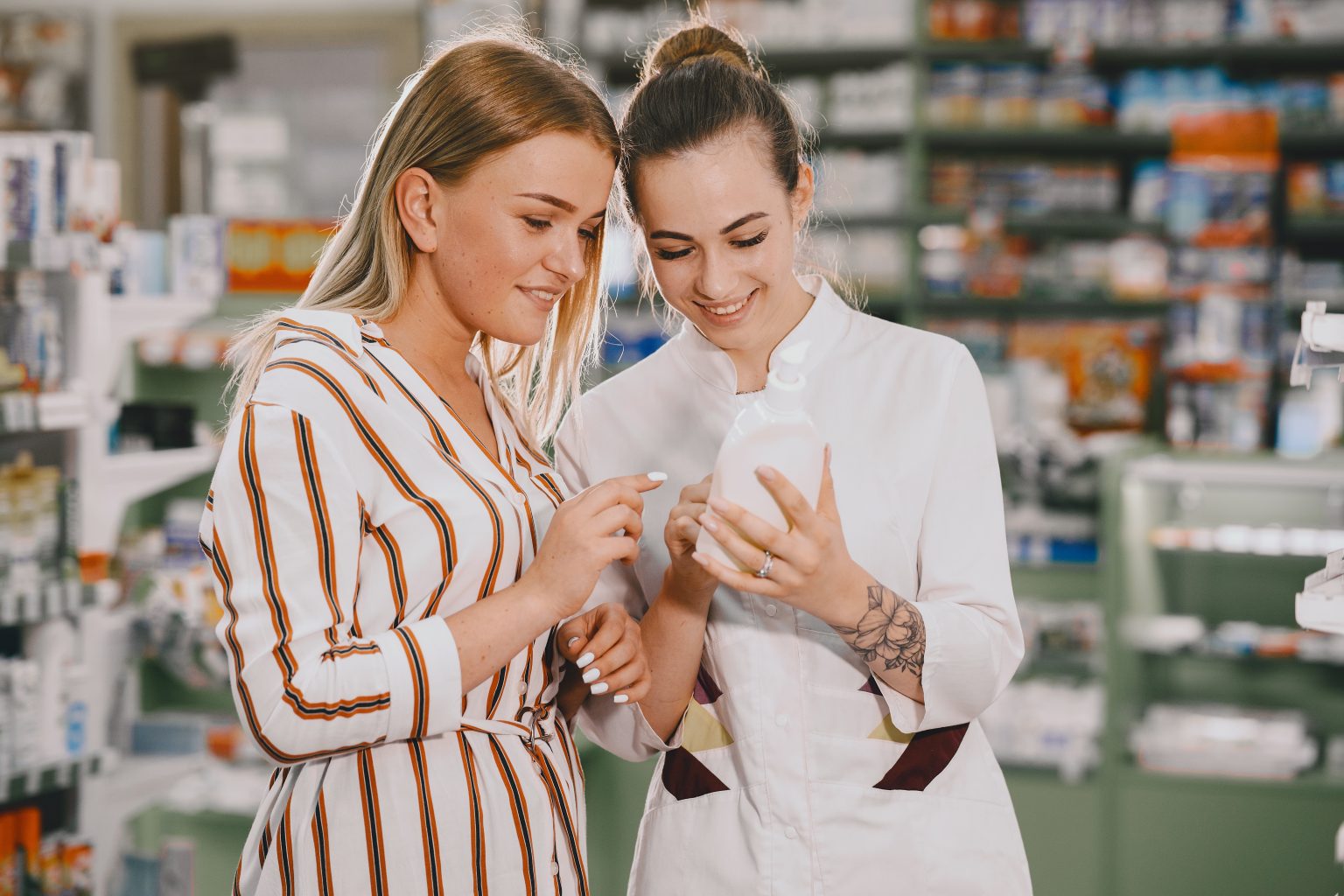 How To Build Lasting Relationships with Customers as a Pharmacist